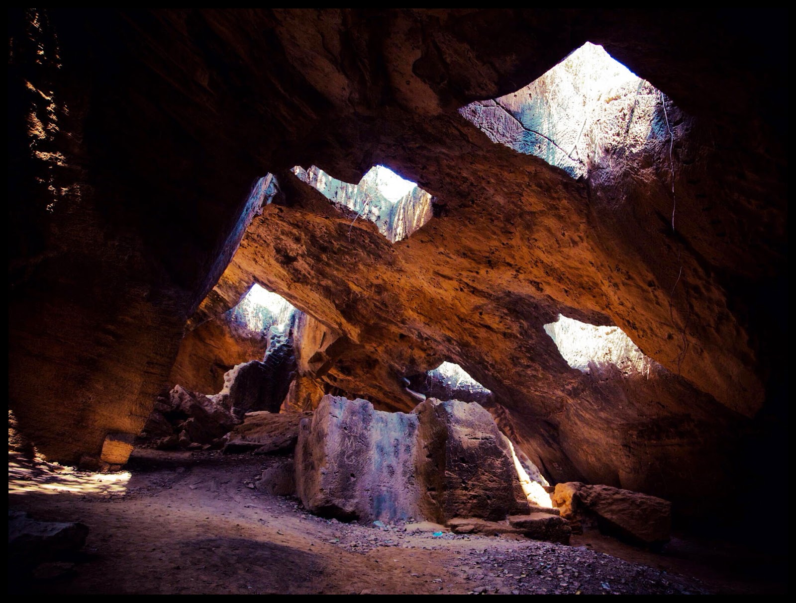 Naida Caves - Daman and Diu - India | Travel life journeys