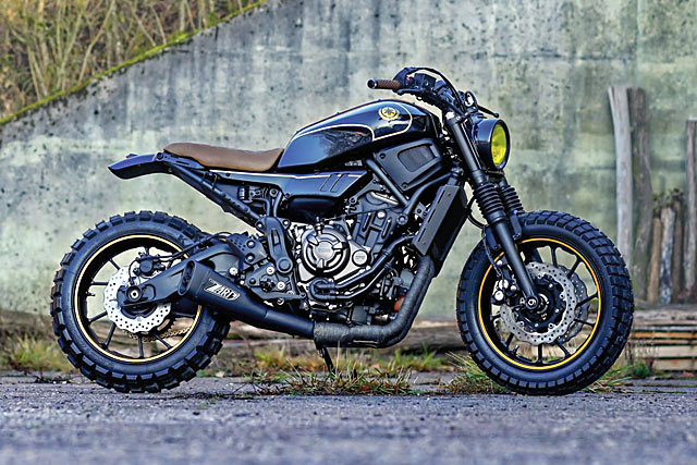 カスタムバイク紹介: ヤマハ XSR700 カフェレーサー スクランブラー