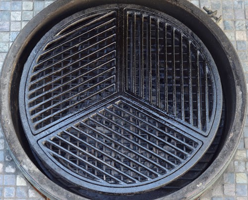 How To Grill Raised Direct Using A Craycort Grate On A Kamado Ceramic Grill