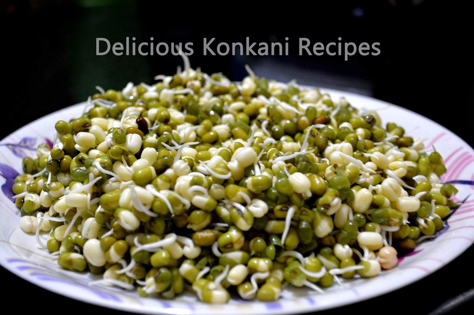 Delicious Konkani Recipes: Mooga Mole Upkari (Hesaru Kalu Palya ...