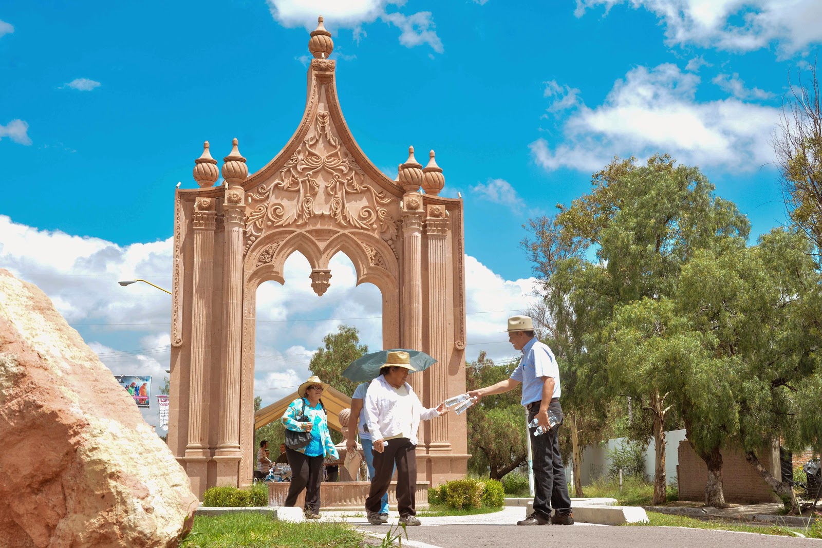 Peregrinos de Jesús María Visitan a la Virgen de la Asunción a la ...
