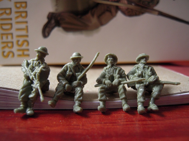 Slawek Chomiczewski: Modelarstwo i Wargaming: British Tank Riders - HAT ...
