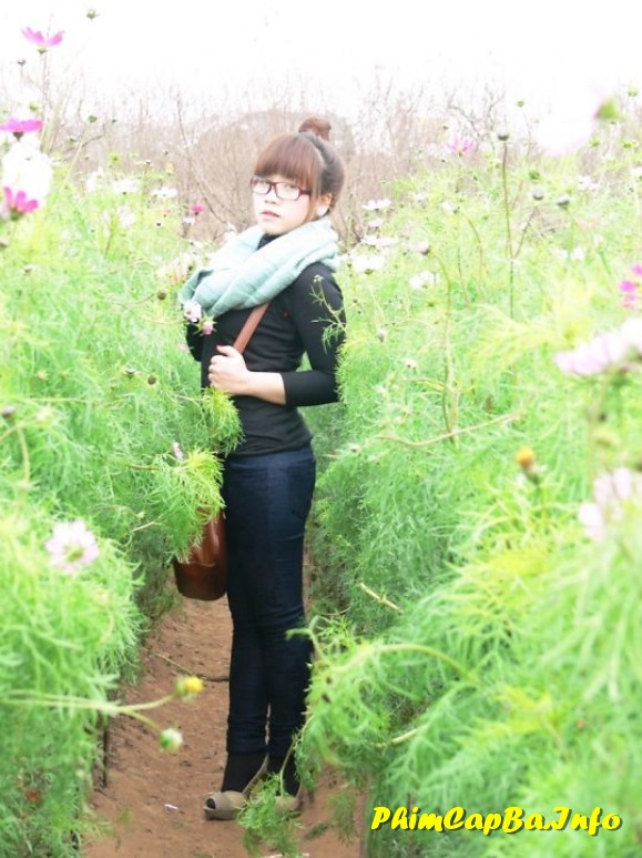 Em gái quê dáng ngon mặt xinh | MantaVn News