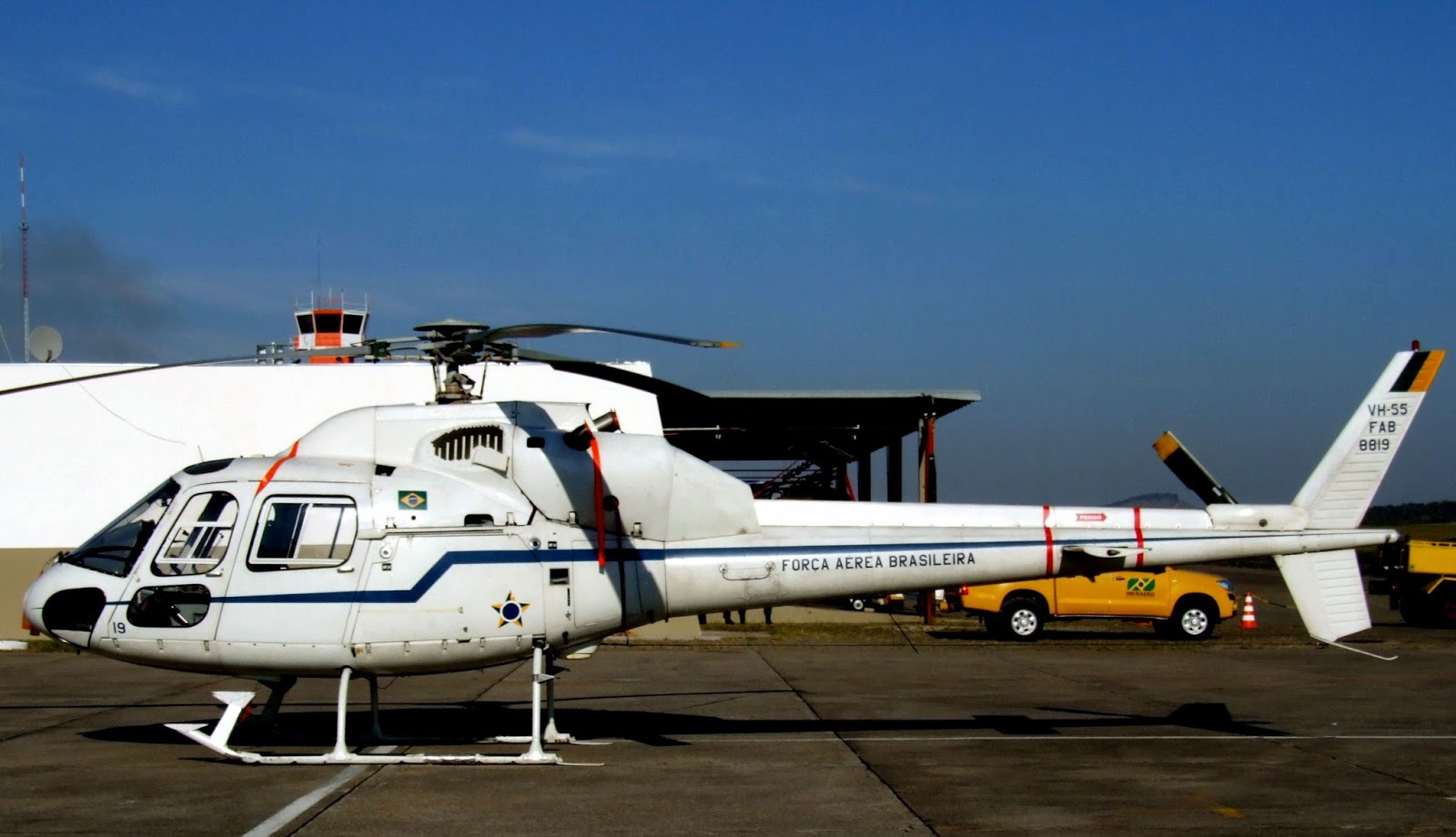 IFR ONLINE: FOTO DA SEMANA - FAB 8819 - AEROPORTO DE SÃO JOSÉ DOS ...