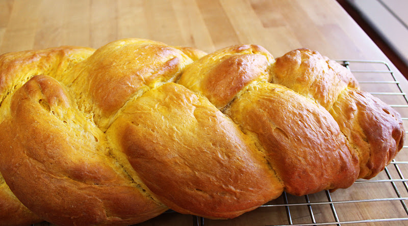 Mimi's Kitchen: Thanksgiving Bread