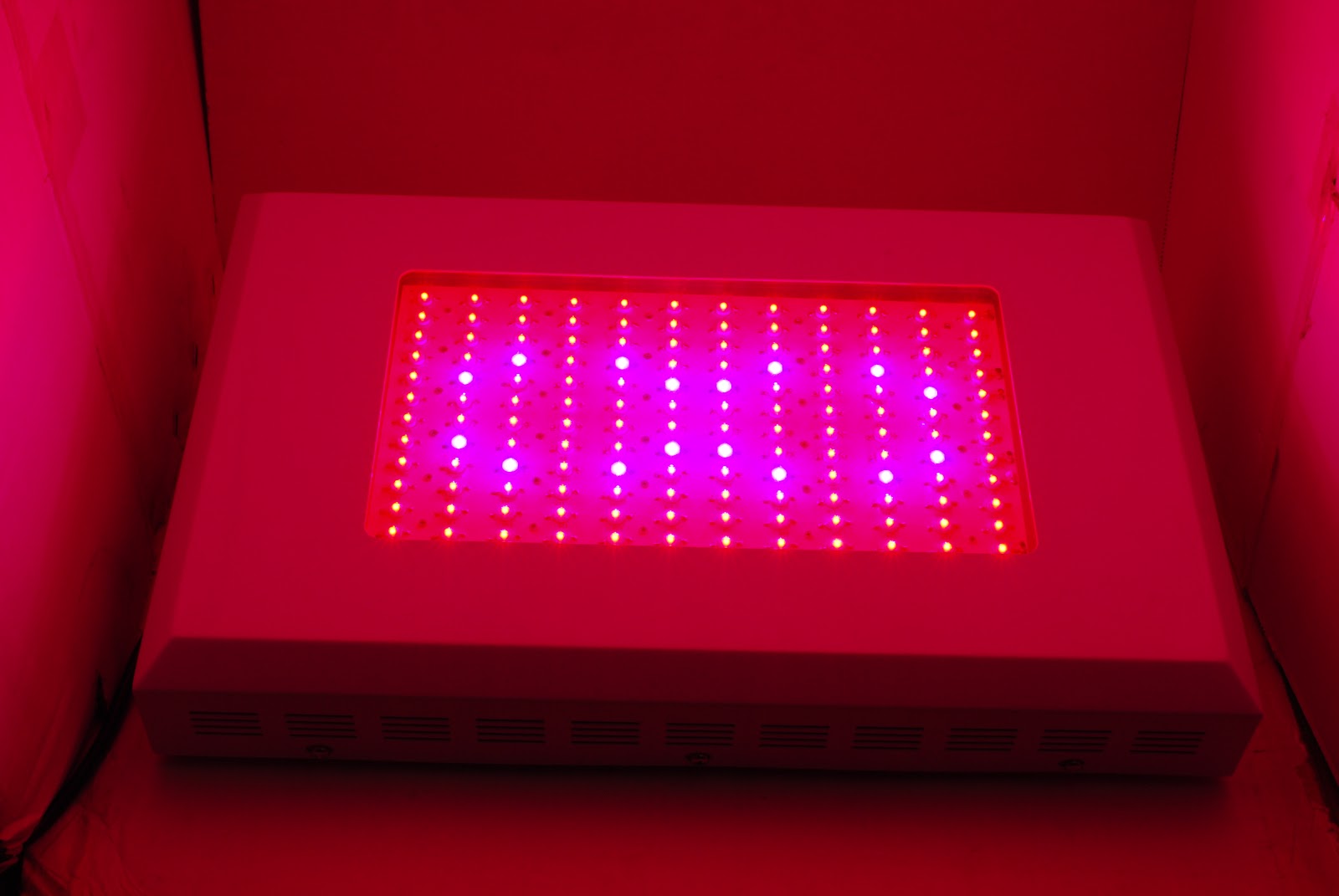 LED Grow Lights / Indoor Grow Lights / Hydro Grow Lights: 144x3W LED ...