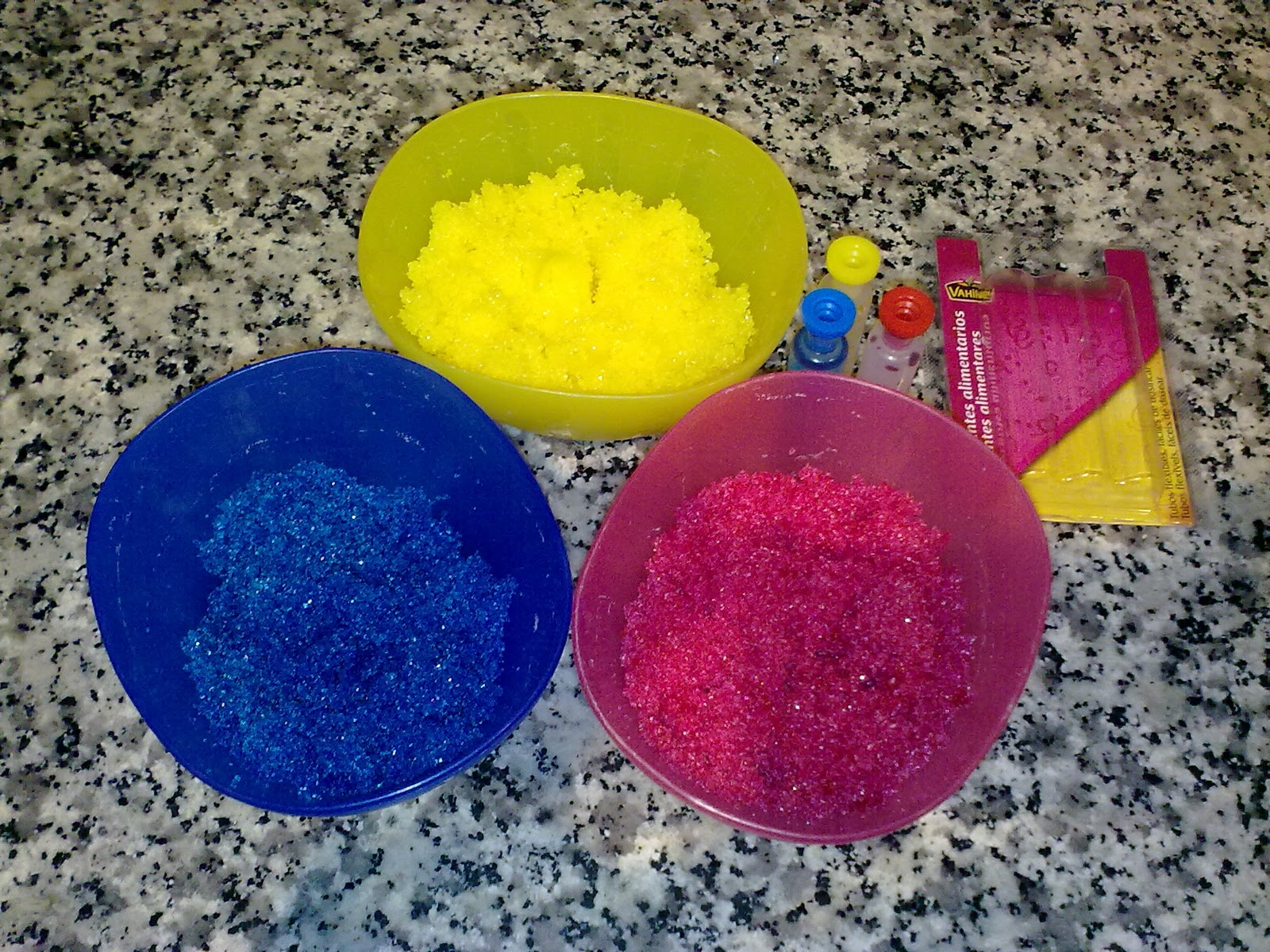 Dulcetopía: Cómo teñir azúcar de colores