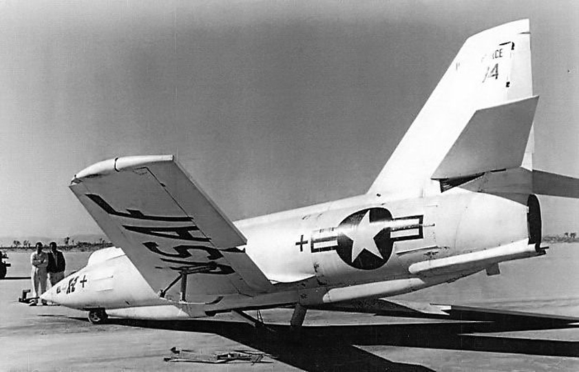 nhungdoicanh: Bell X-2 Starbuster