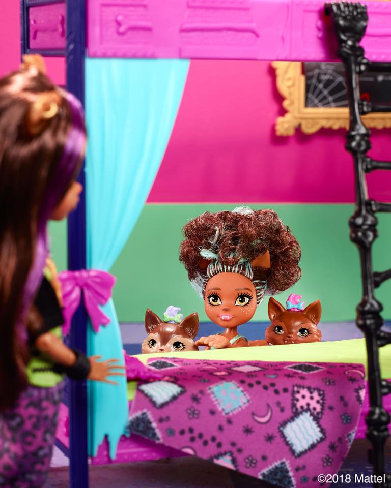 Monster High-Pretty : Mensaje de la Monster Family de Clawdeen Wolf