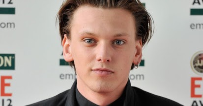 Jamie Bower parle de Mortal Instruments aux Empire Awards ~ La cité des ...