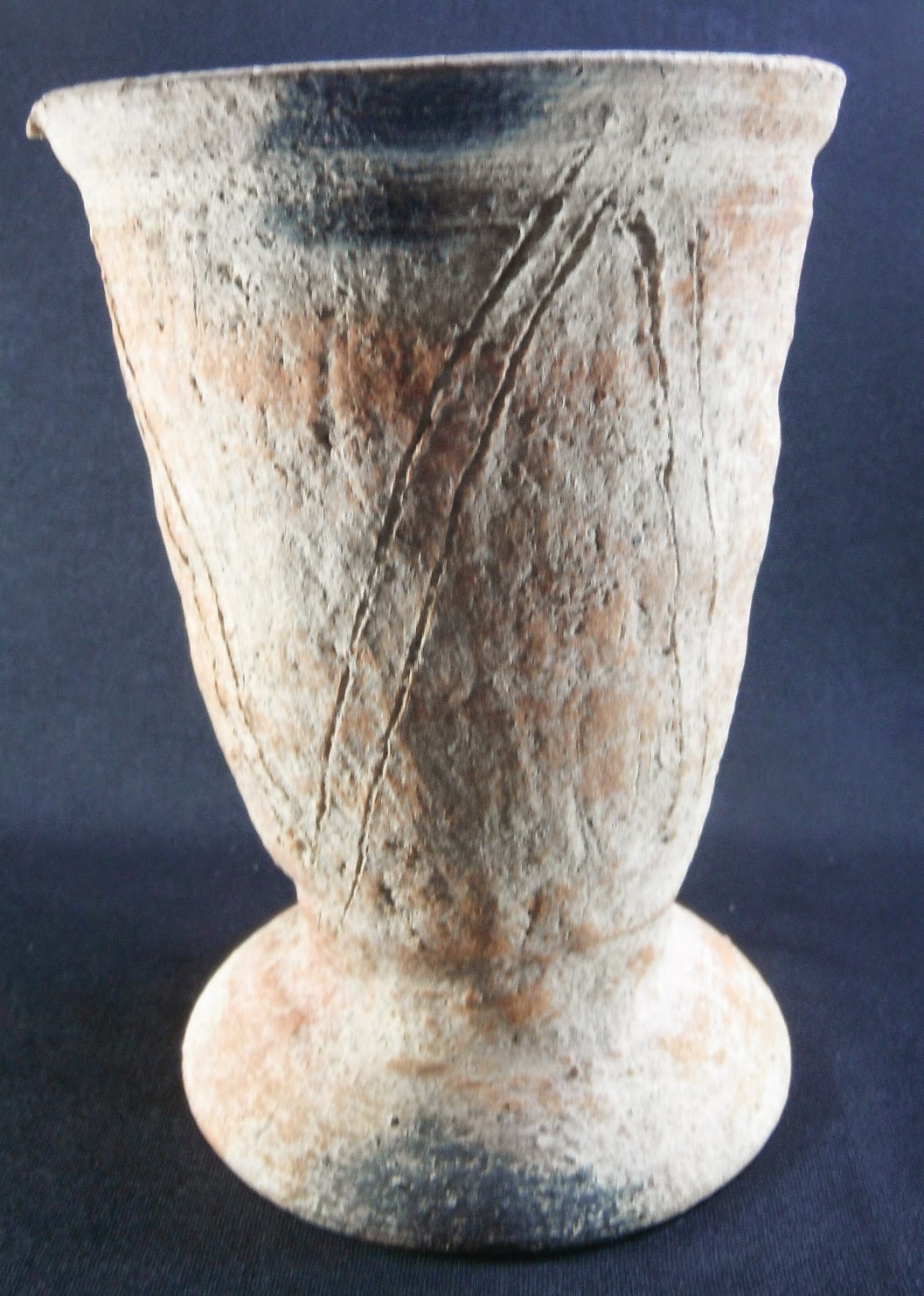 Antique Ban Chiang Red Glazed Pedestal Pottery Vessel Prehistoric ...