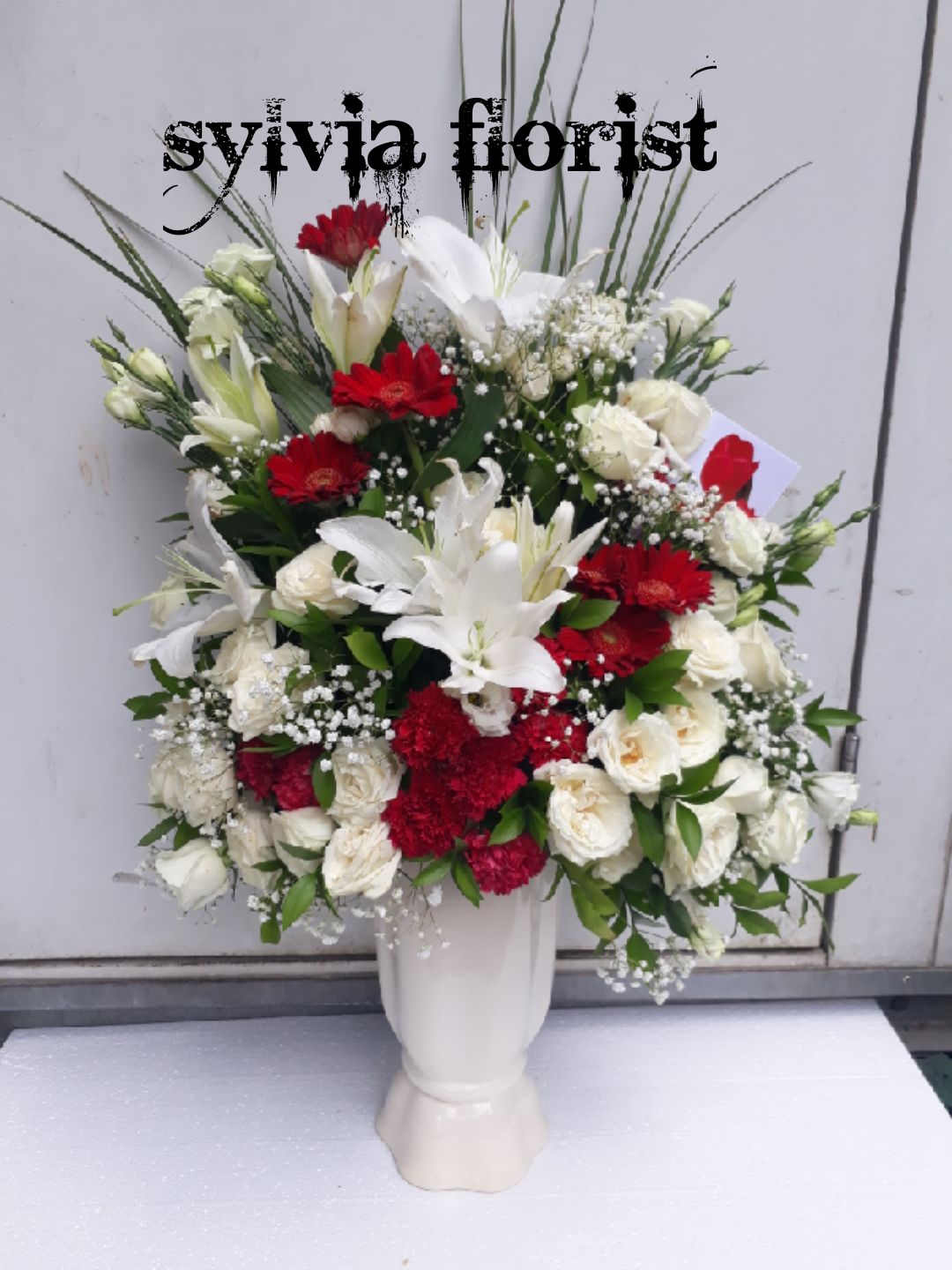 Toko Bunga Terdekat Dari Sini - 15 Bunga Online