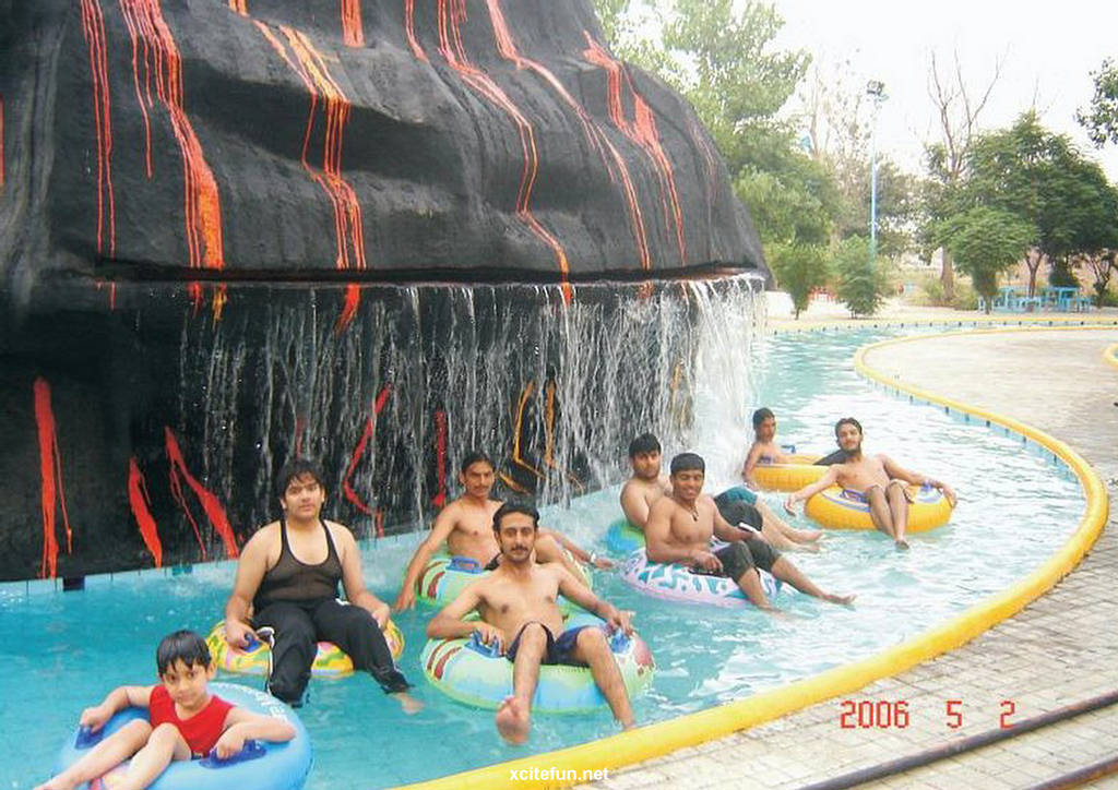 world places: Lahore Swimming Pools
