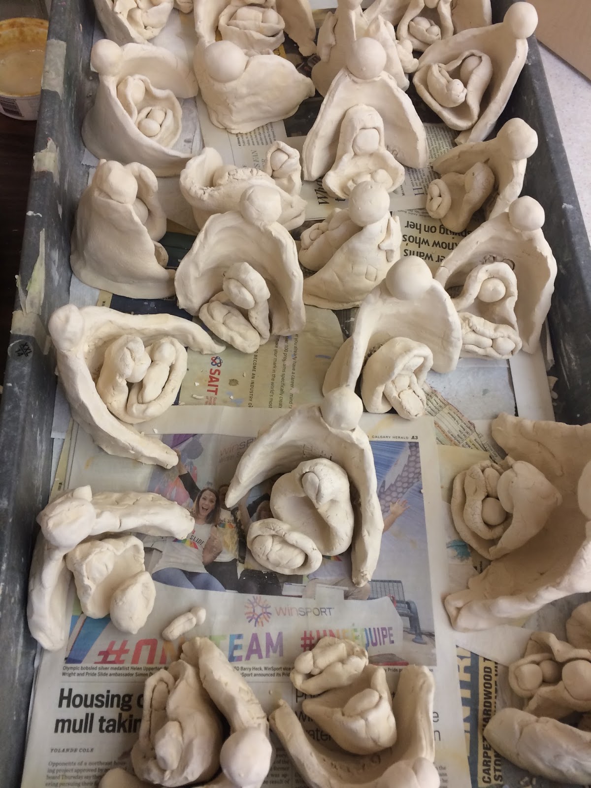 that artist woman: Modern Clay Nativity