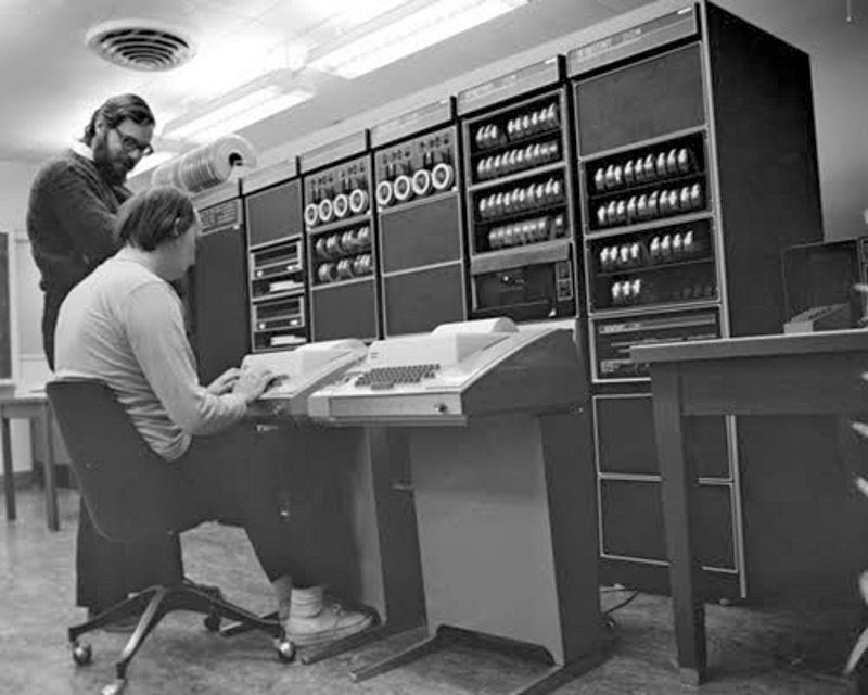 Unix: Historia Unix: Historia