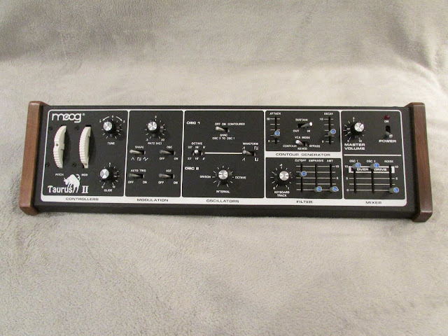 MATRIXSYNTH: Moog Taurus II Bass Synthesizer w/ Pedals SN 1458