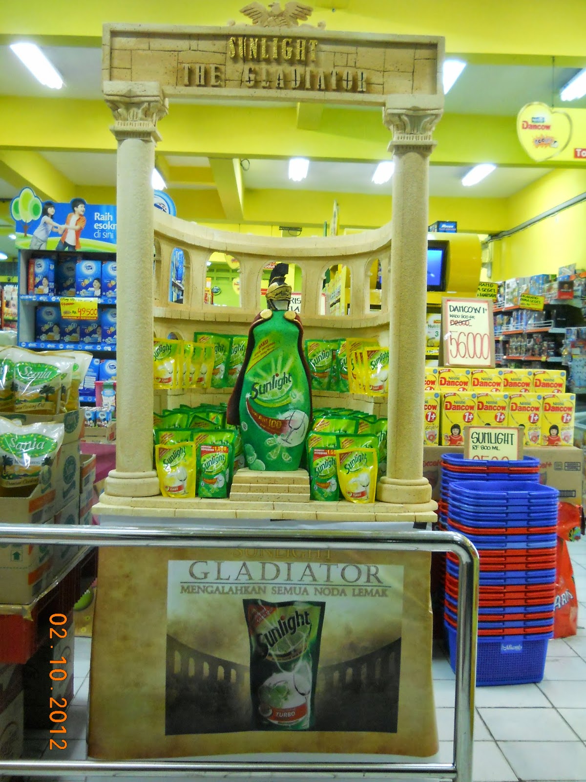Display produk di Supermarket