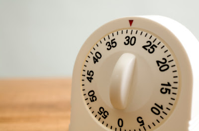 MOM'S QUICK TIP OF THE WEEK - KITCHEN TIMER USES - Mama to 6 Blessings