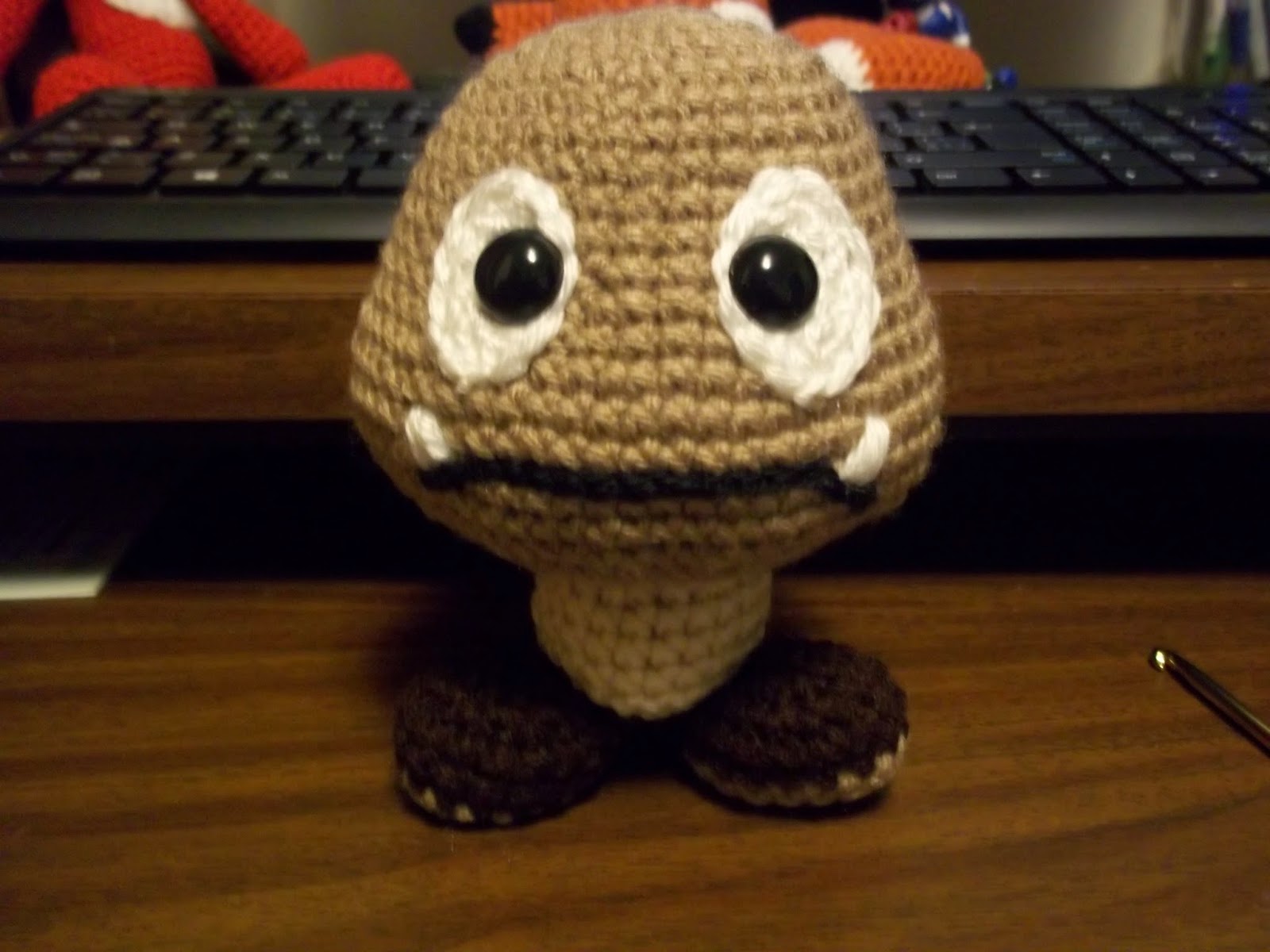 Eden is only a dream away: Crochet Goomba!- Pattern