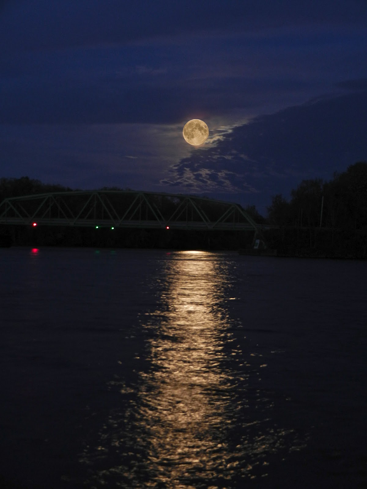 River Bliss: Moonlit Paddling