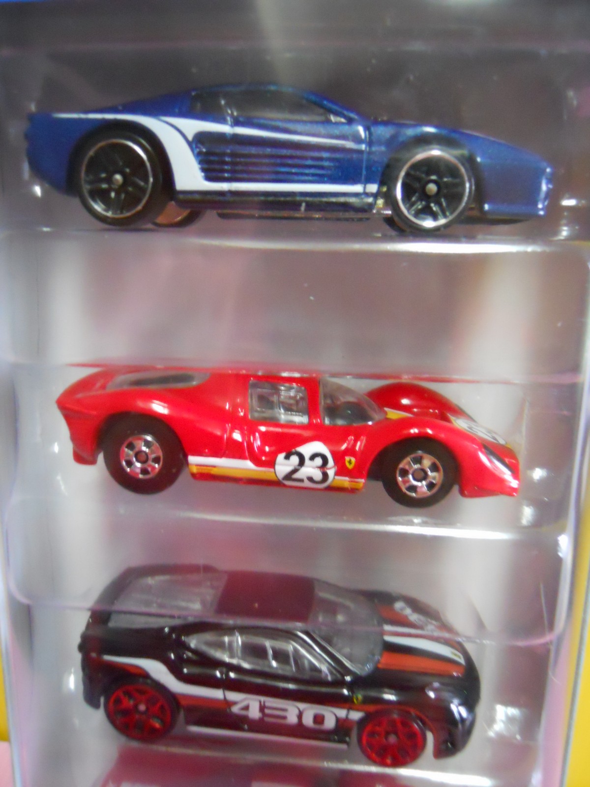 Dexters Diecasts (DexDC): Hot Wheels Ferrari 5-Pack