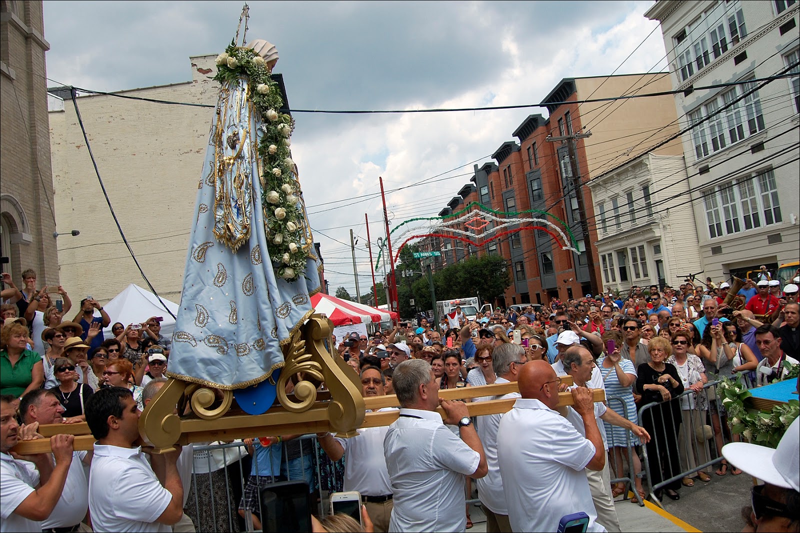 Il Regno A Look At The 105th Annual Feast Of Saint Ann In Hoboken New il-regno-a-look-at-the-105th-annual-feast-of-saint-ann-in-hoboken-new