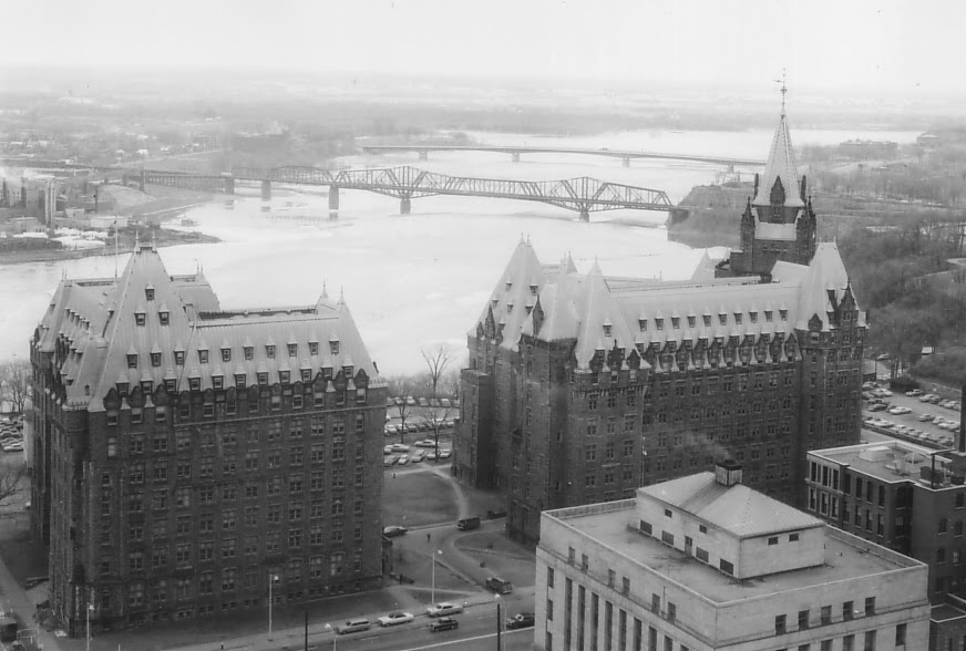 savecfbrockcliffe's blog: Ottawa construction magnate Robert Campeau.