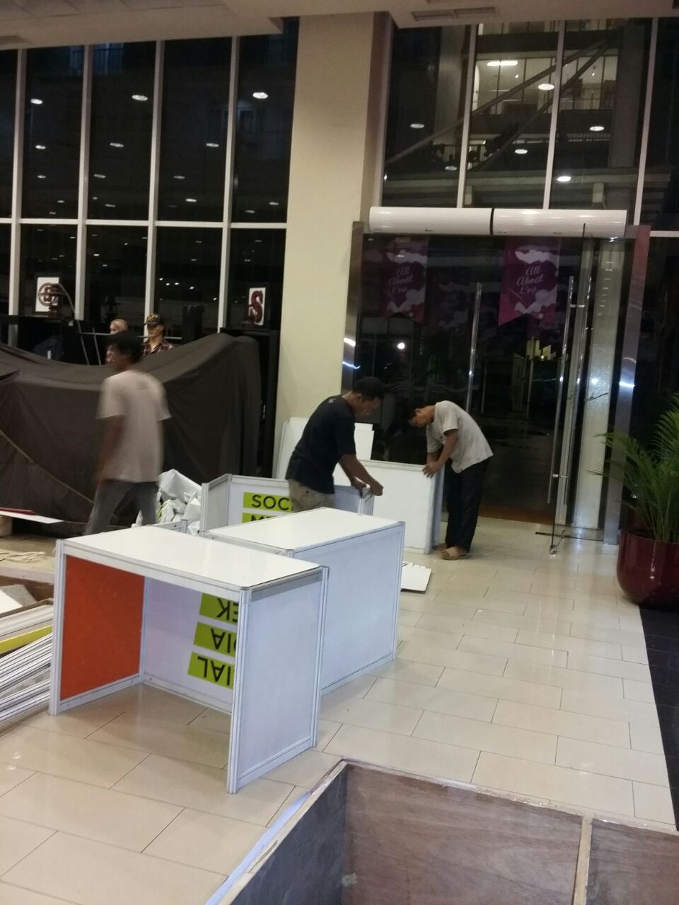 STAND PAMERAN ACARA LOMBA INOVASI TEKNOLOGI TEPAT GUNA KOTA TANGERANG ...