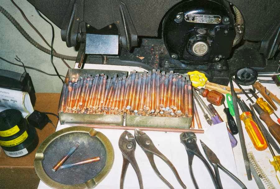 07Dyna - It's in my Brain and Needs to Get Out: Carbon Arc Movie projectors