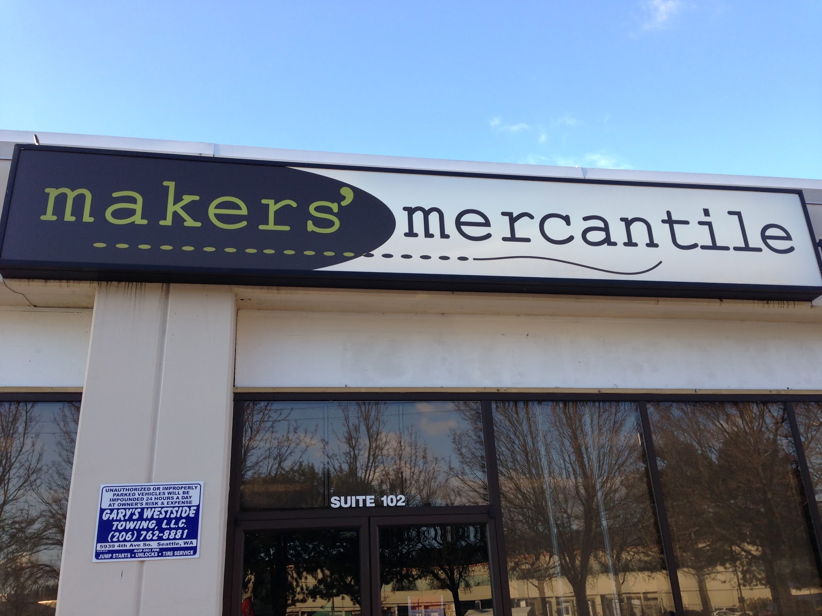 The Pollyanna Files: Fabric, yarn, and ghosts