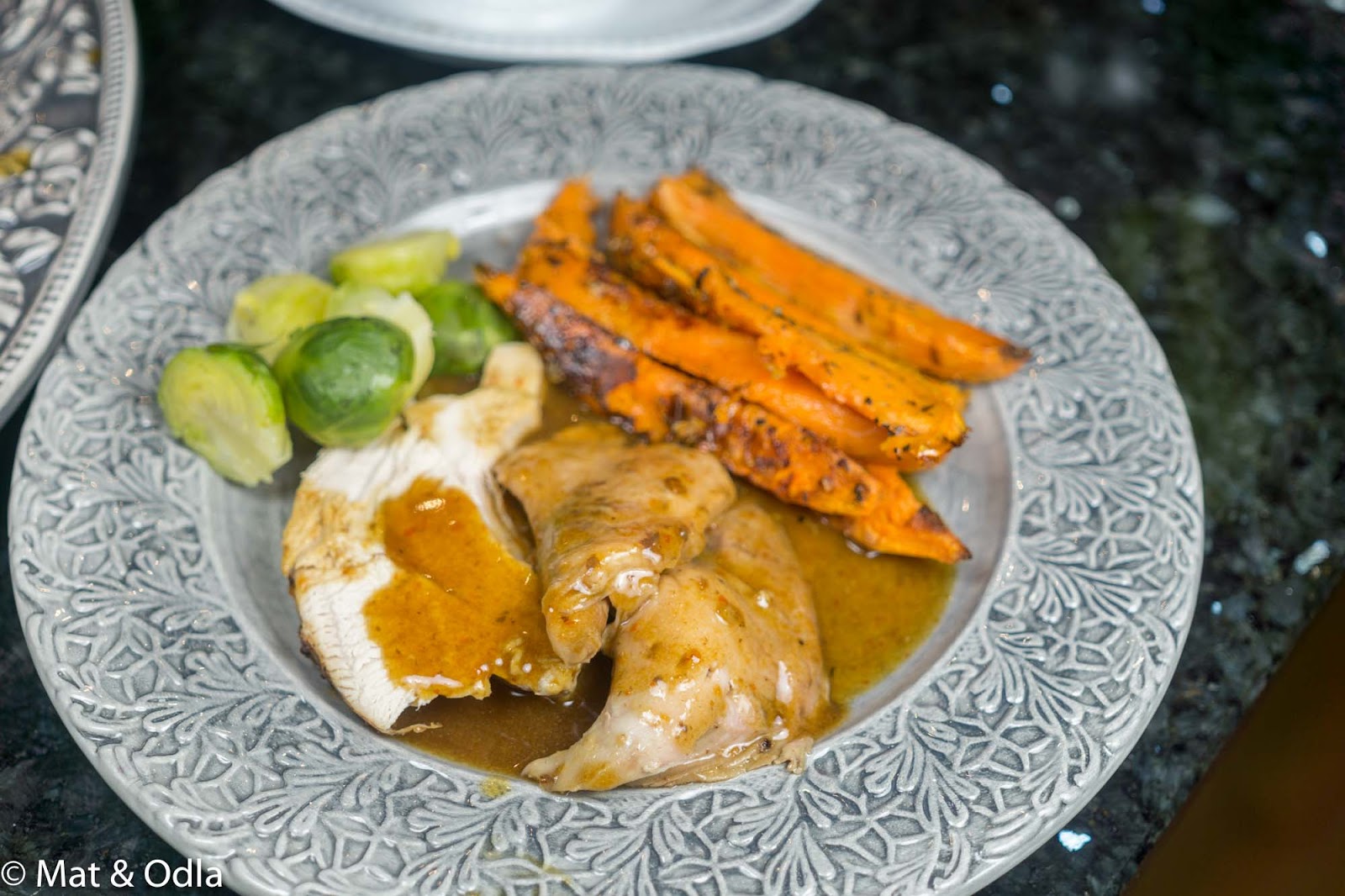 Hel kalkon i ugn med himmelsk sås