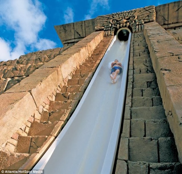 The Mayan Temple water slide in the Bahamas - Ye Kya Chutiyapa Hai