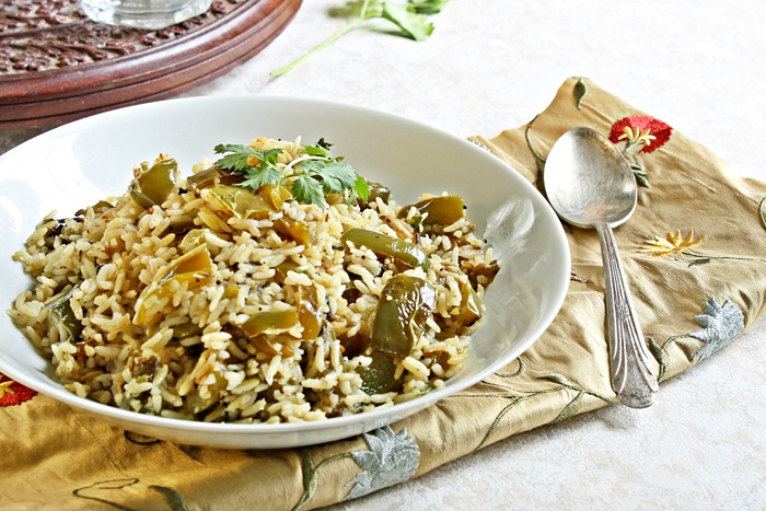 Versatile Vegetarian Kitchen: Charred Green Bell Pepper Rice
