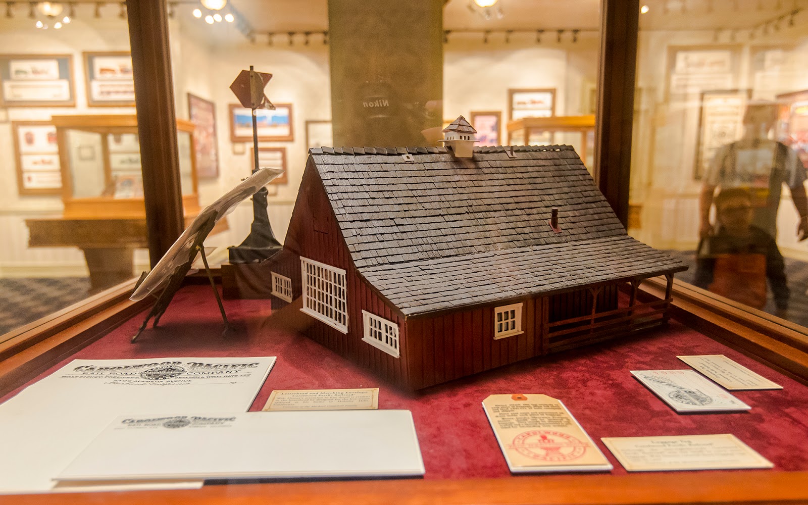 Disney Gallery: Disney's Steam Trains