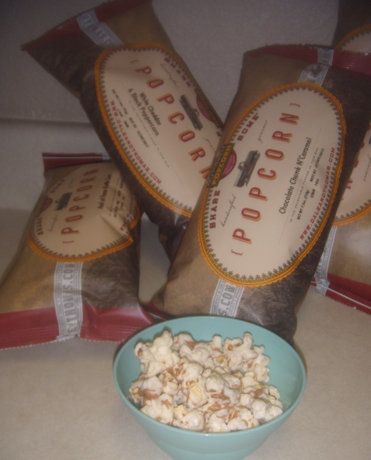 Mommie of 2: Dale and Thomas Popcorn - 4 pack Mother's Day Sampler ...