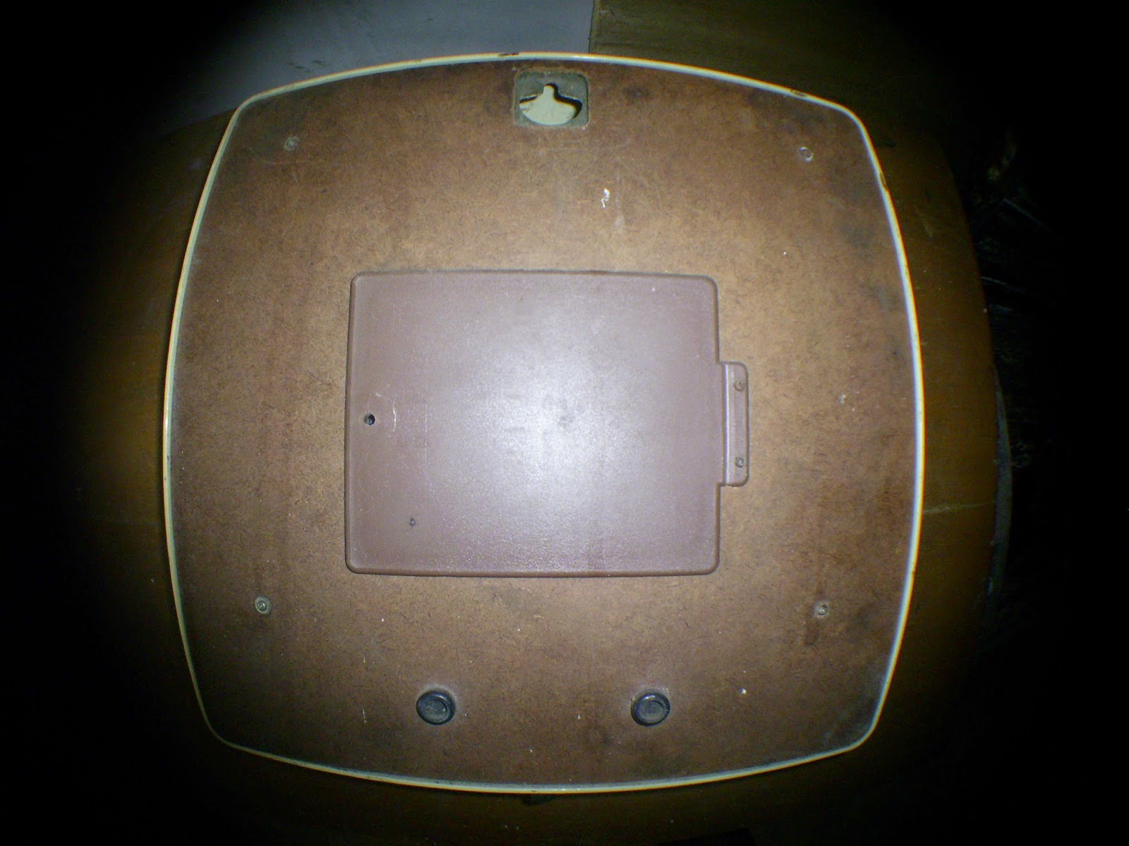 KEBON KOLOT OLD TIMER: Jam Dinding Silicon Clock