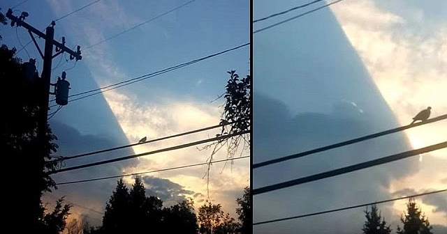 Strange Light Anomaly that looks like a hologram appears in the Sky