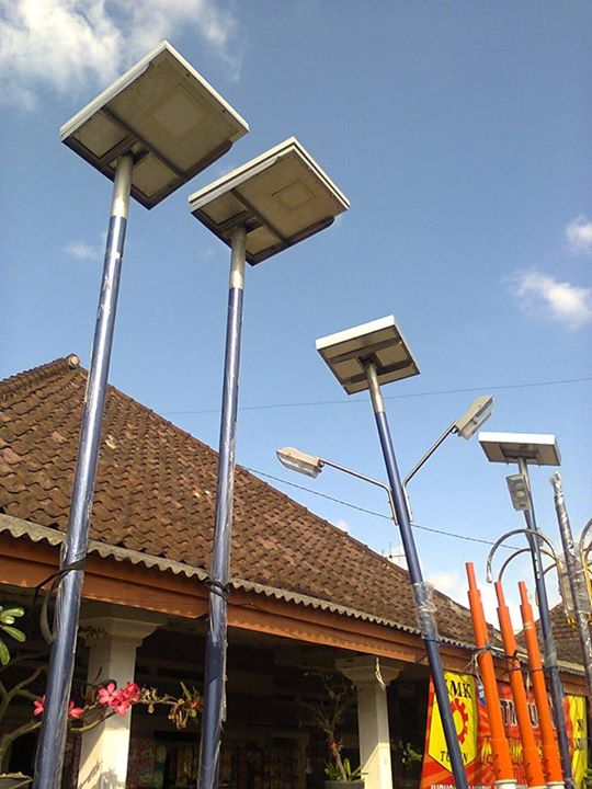 Supplier Tiang Lampu LED PJU Penerangan Jalan Solar Cell, Harga Lampu ...