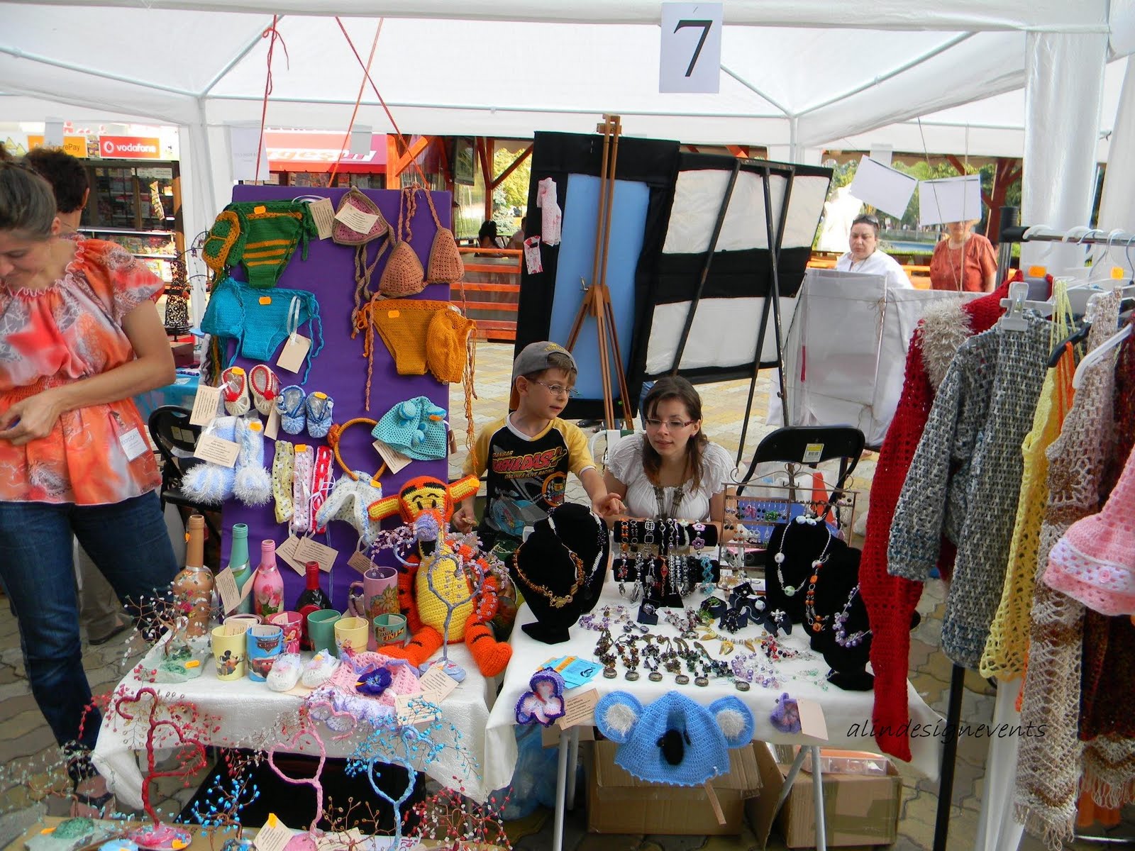 Ella Croche: "Targuri si expozitii handmade