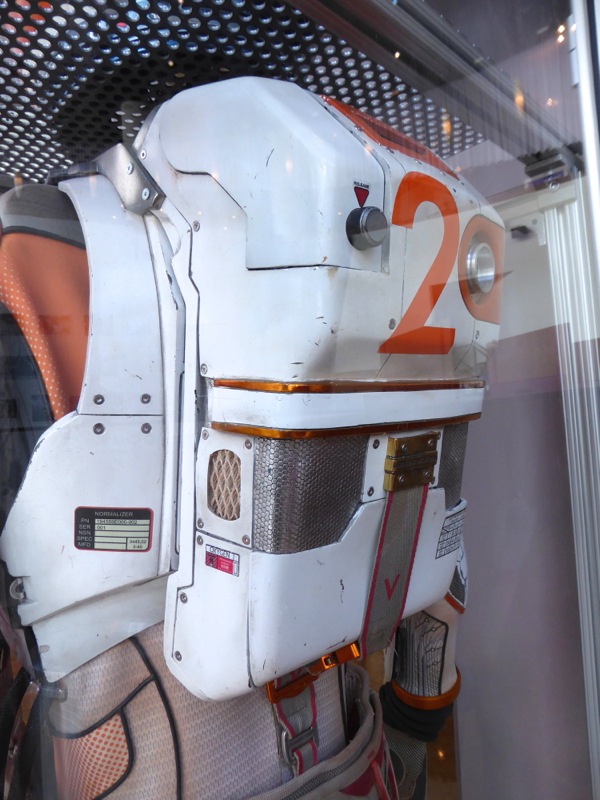 Hollywood Movie Costumes and Props: Matt Damon's NASA spacesuit from ...