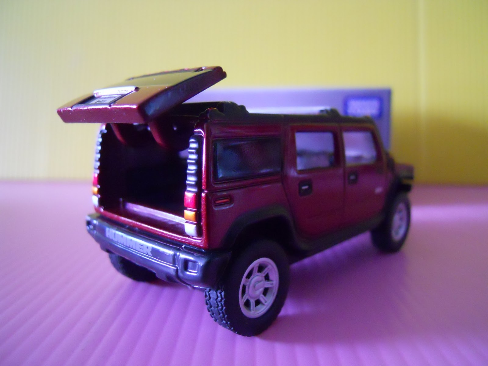 Dexters Diecasts (DexDC): Tomica Limited #150 ~ HUMMER H2 (maroon)