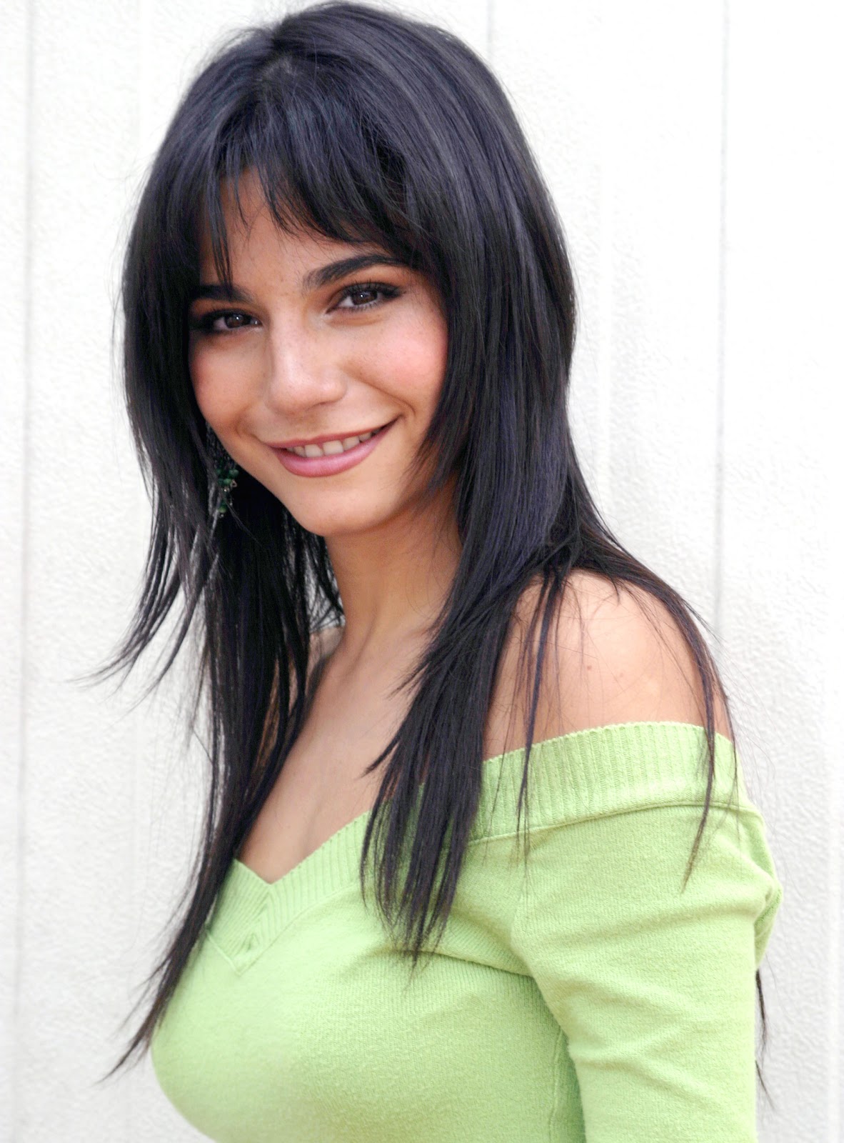 Martha Higareda Biography