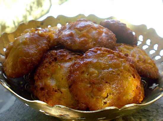 Indian Sweets Rasgulla Gulab Jamun Box Recipes Mithai Ladoo Barfi ...