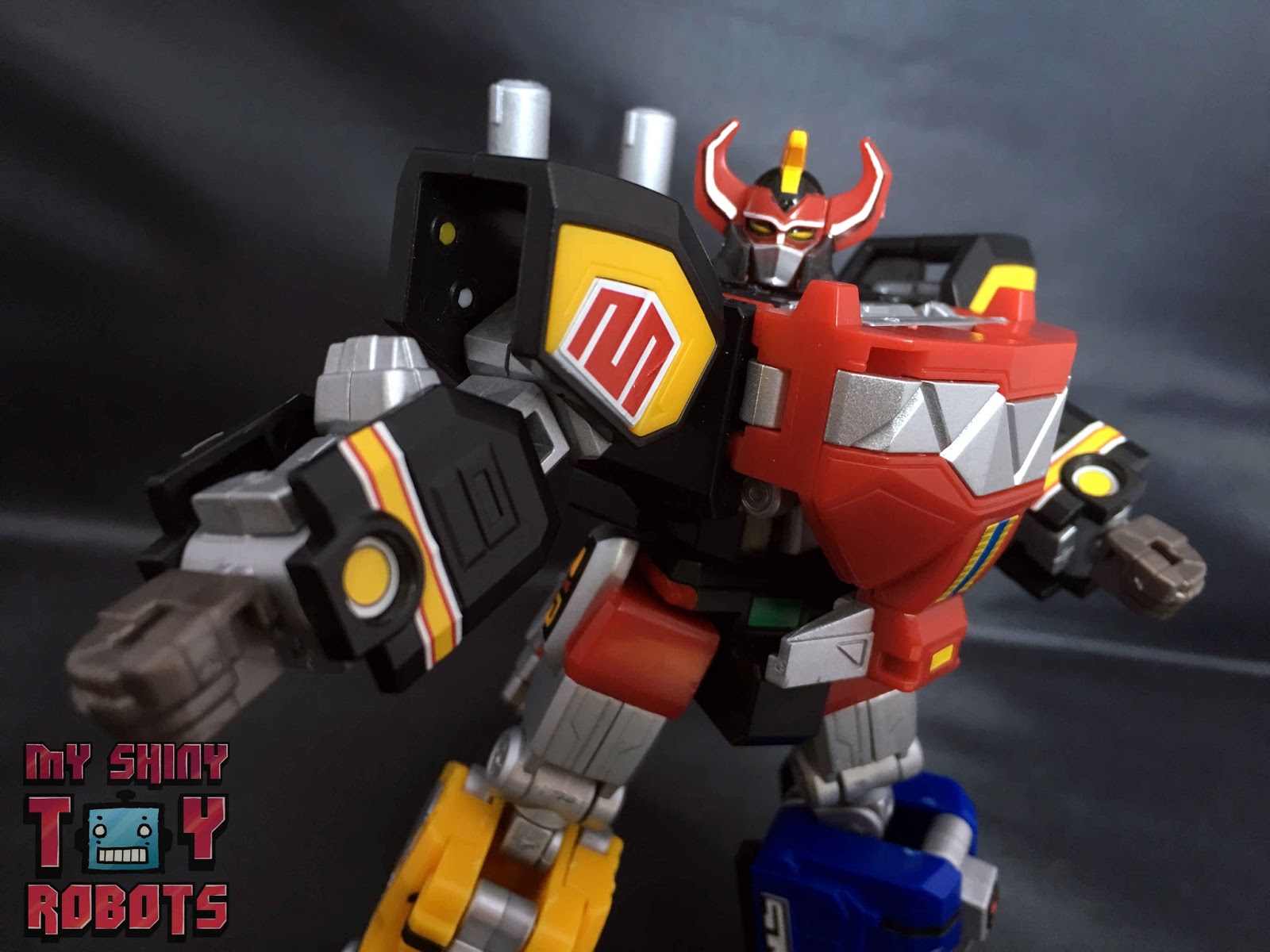 My Shiny Toy Robots: Toybox REVIEW: Super Mini-Pla Daizyujin