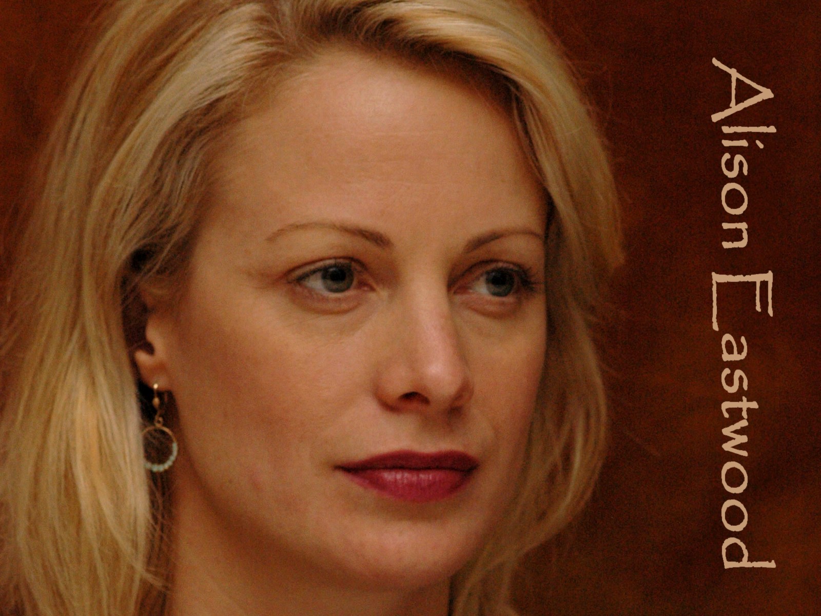 Filmovízia: Alison Eastwood Wallpaper