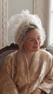 Hertzwerk - Freiburg: A 1770s Dormeuse or the "Mrs Miggins Cap"