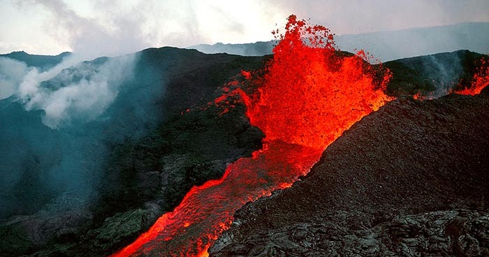 10 Most Dangerous Volcanoes in the World - TenBuzzfeed