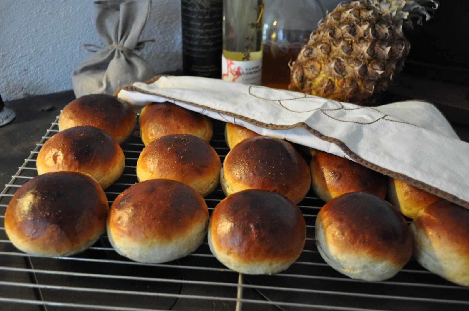 Hagtorp: Mala mandel o baka bullar.....