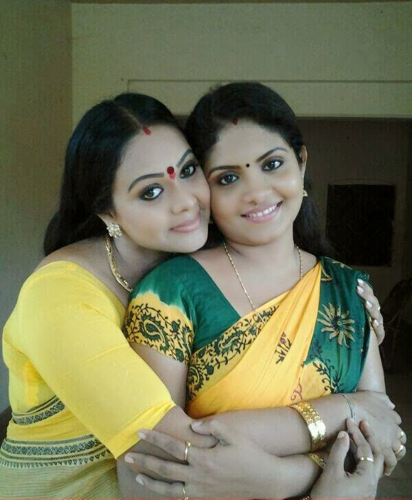 Parasparam Serial Actress - Fun Mixture