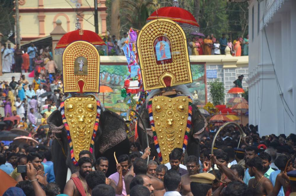 New Liturgical Movement: More from a Procession in India